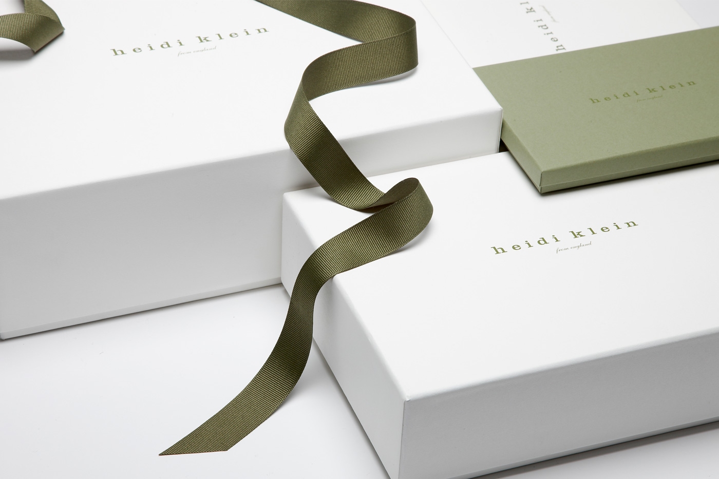 Luxury Gift Boxes Packaging Suppliers UK | Creative Perfume Packaging ...